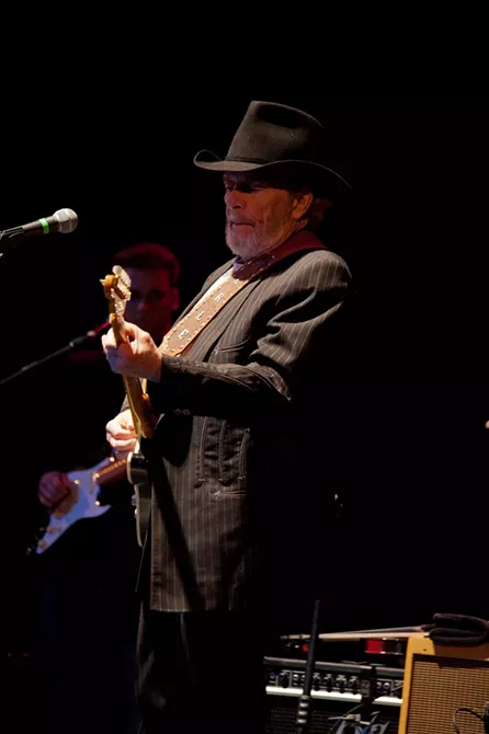 Merle Haggard at the Fox, Feb. 28, 2012 | Tucson Weekly